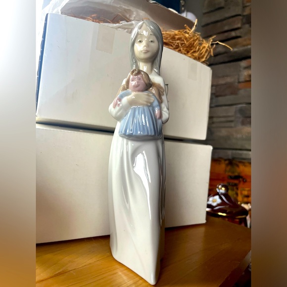 Lladro | Accents | Nao By Lladro Girl With Rag Doll Mint With Box Made ...